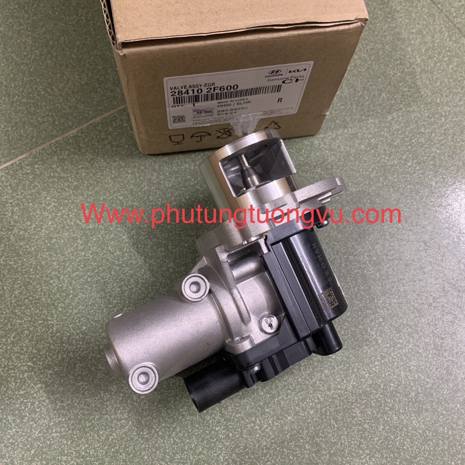 Van tuần hoàn khí thái EGR Santafe Sedona 284102F600 - Phụ Tùng Tường Vũ